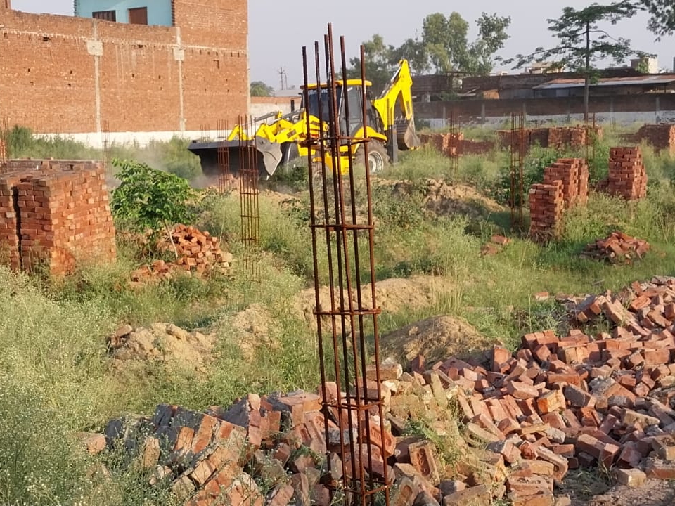 The construction work was demolished by running a bulldozer, the plot was being cut without ...