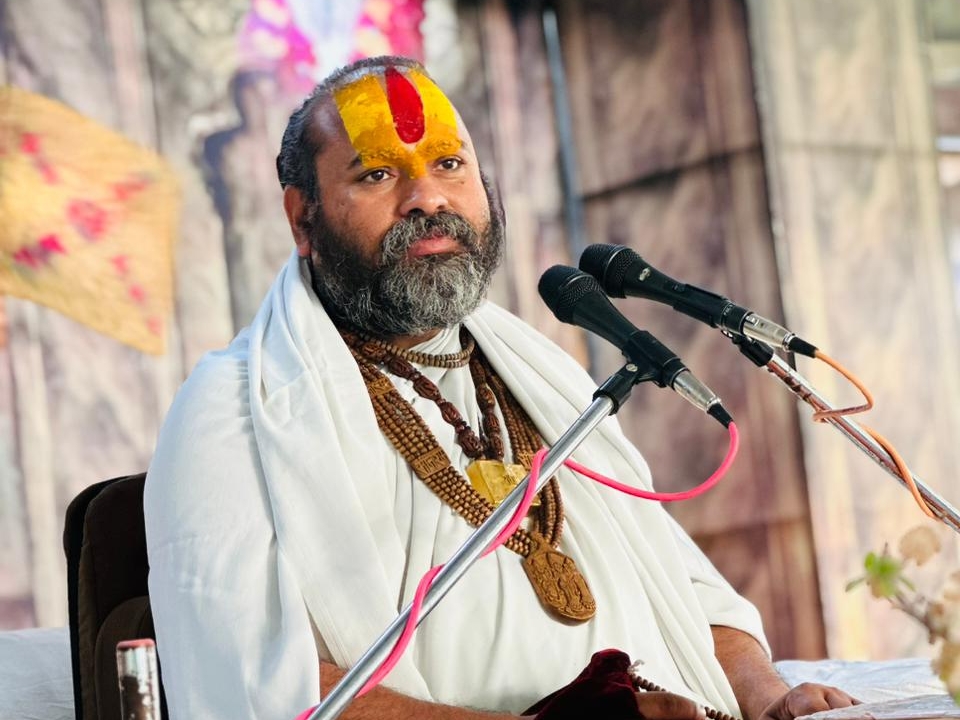 The Glory Of Satsang Told In Shrimad Bhagwat Katha Maharaj Said God
