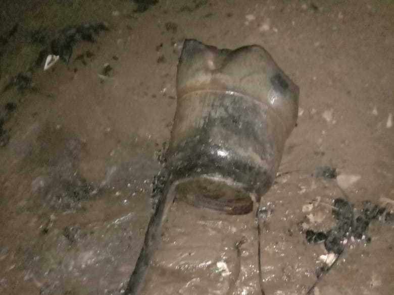 The cylinder exploded with a sharp explosion, the fire engine got ...