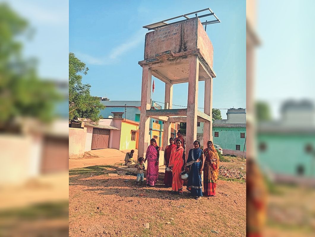 Rural water supply stalled in Ramdev Kharika | ग्रामीण जलापूर्ति योजना ...