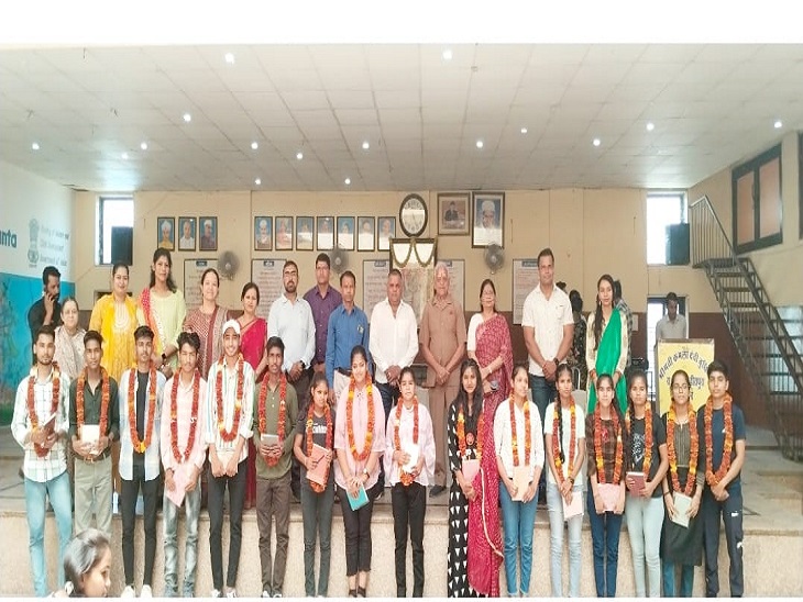 Message given to the students to give their best contribution in nation ...
