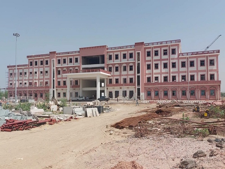 Dausa Medical College Accident; Two Laborers Died Due To Trolley Fall ...