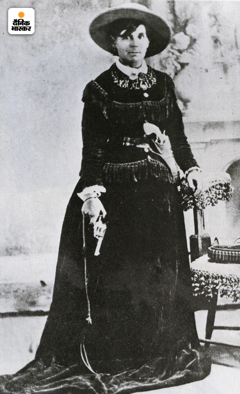 Women dacoits steal horses in America, attack by luring the enemy ...