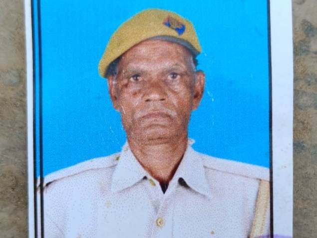 Dead body found hanging from Roshan Dan in the house, was addicted to ...