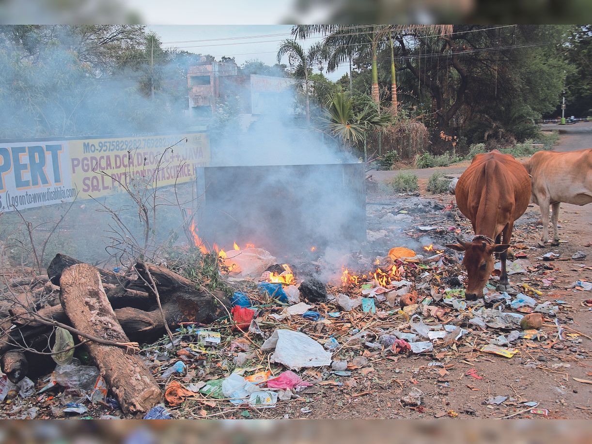 The new system of garbage collection failed in the township, 40 tons of ...