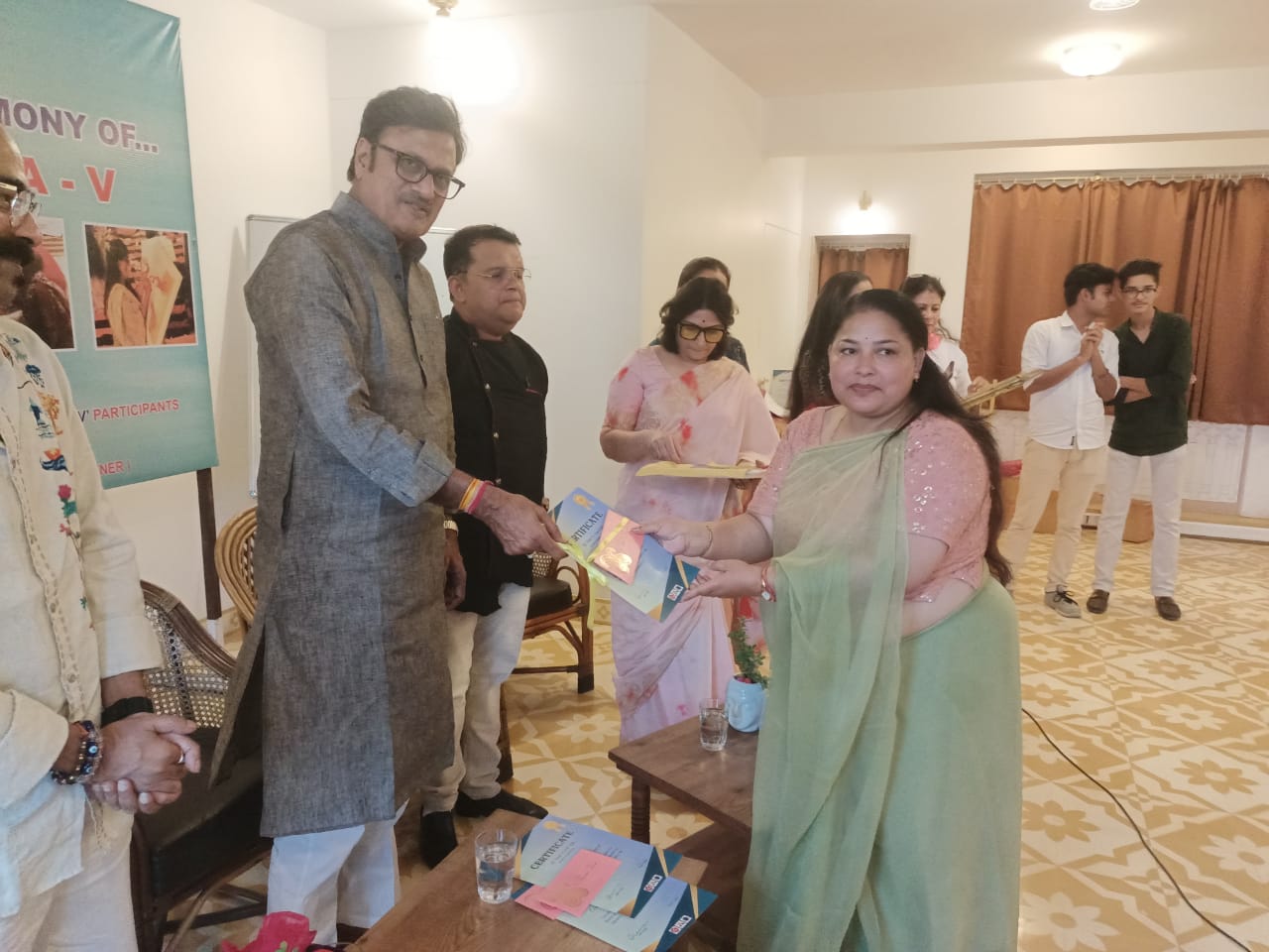 Rajendra Rathod said - If artists and politicians come together, they ...