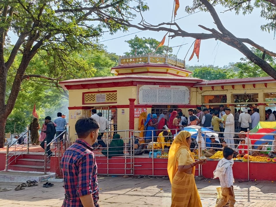 On the second Tuesday, there was an influx of devotees in the Hanuman ...