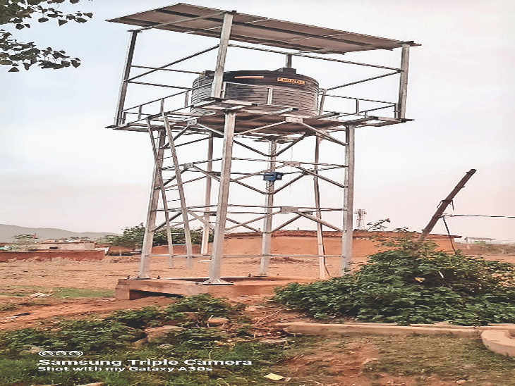 There is no water storage in boring, water tower has been made ...
