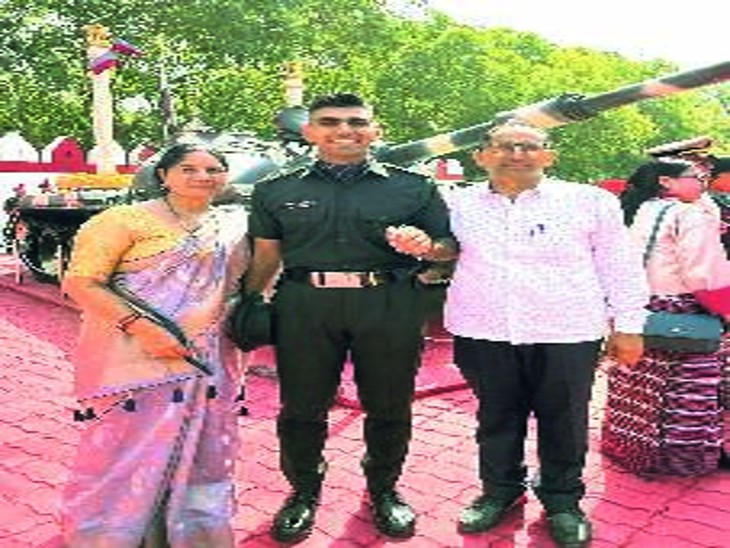 Bharat Saharan of Sirsala became a lieutenant in the army | भारत सहारण ...