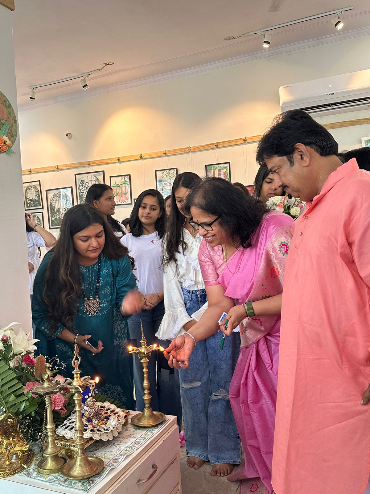 From Madhubani, Kalamkari, Tribal Art to Modern Paintings in Navkriti 2