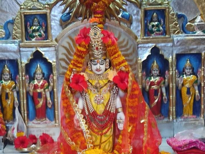 Flower bungalow will be decorated in Maa Tapti temple, flowers will be ...