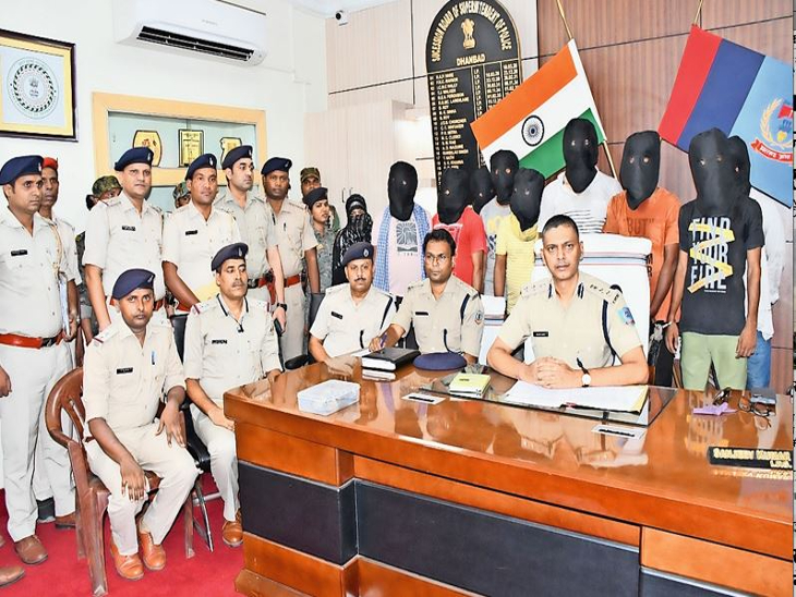 Saddab was a collection agent, wife Nargis used to keep accounts, diary ...