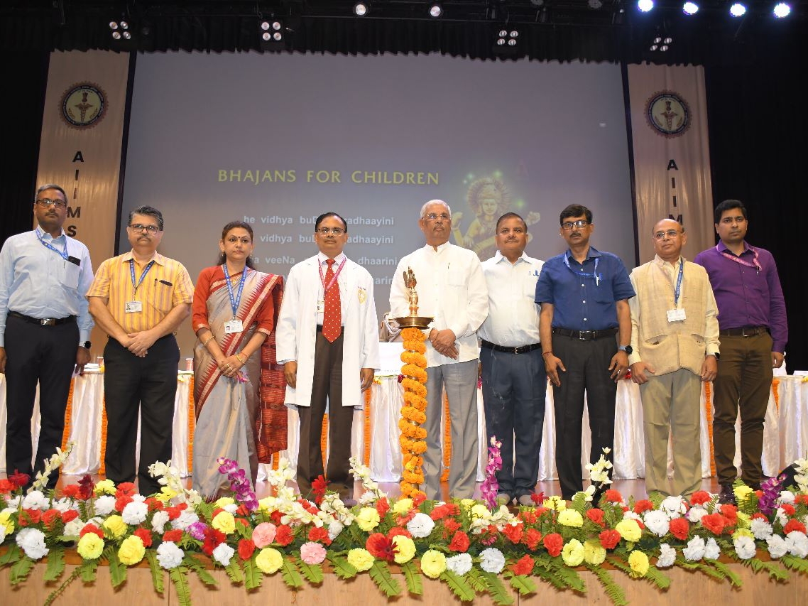 The Governor of Bihar was present, said – Yoga has been accepted by the ...