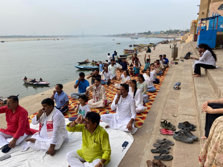 9th World Yoga Day started with Surya Namaskar at Baba Dham and 30 ...