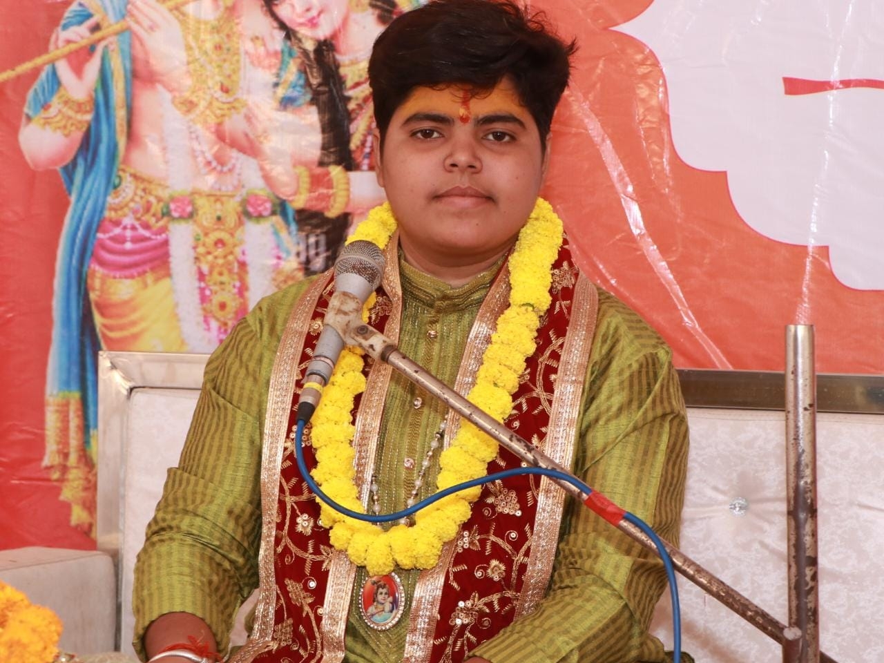 During Shatchandi Mahayagya, Agnidev appeared from Arani Manthan ...