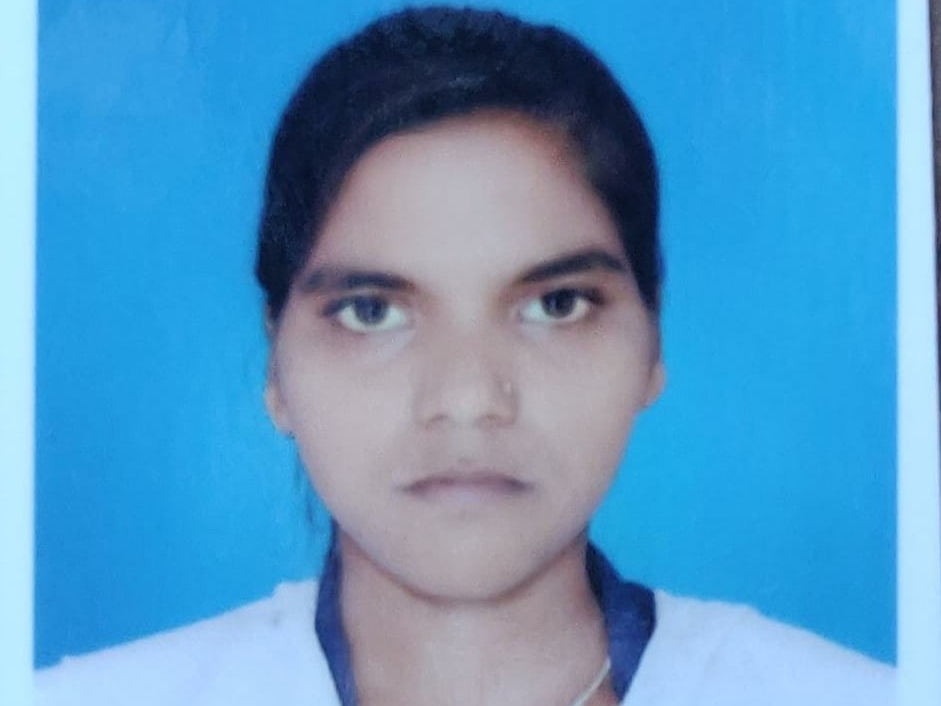 The dead body was found hanging on the noose, the family said - Karna was in depression due to ...