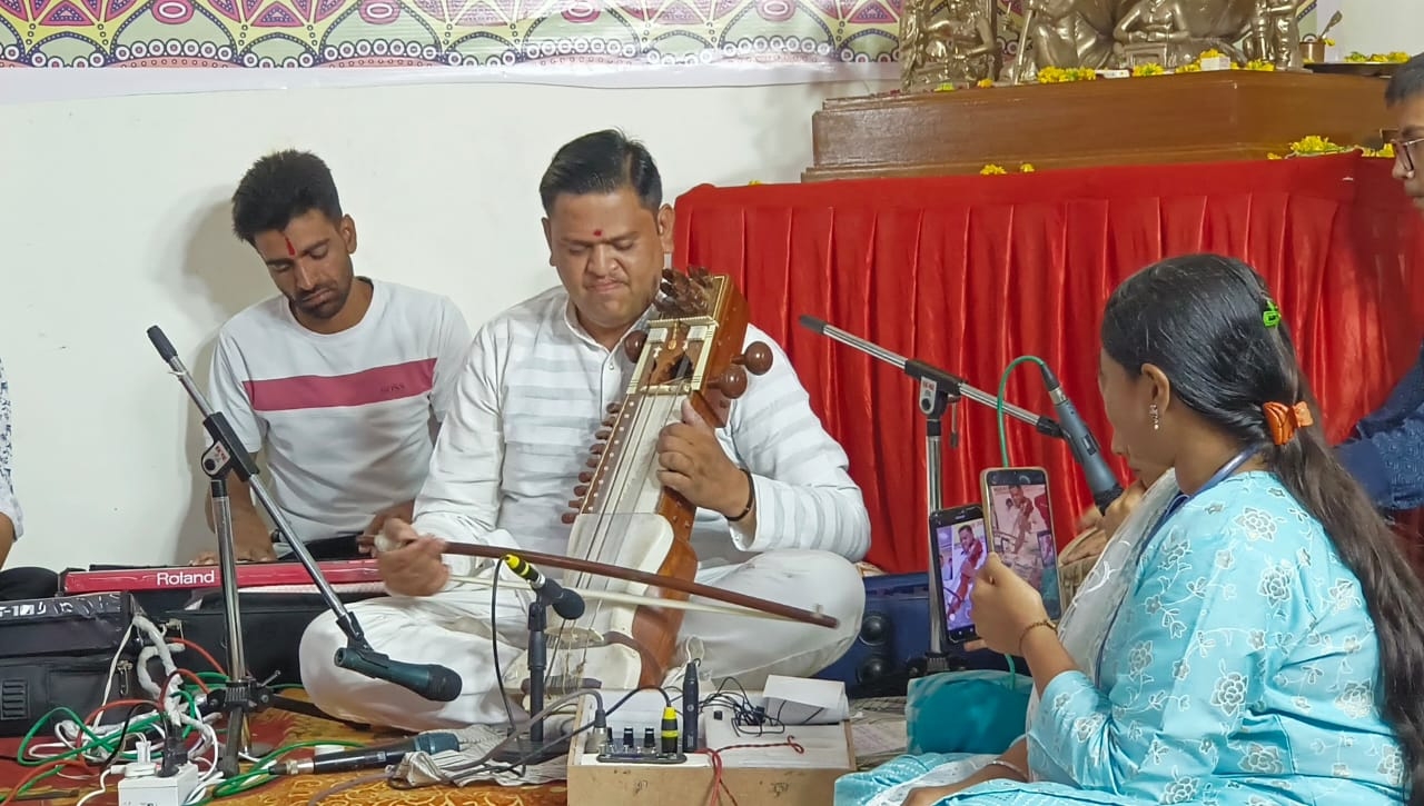 Dance performance with Sarangi playing, poetry recitation of poets ...