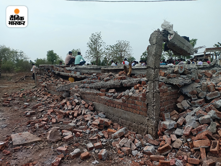 MP Sagar Dalit's House Demolition [Ground Report] - Digvijaya Singh | Sagar News | टूटे आशियाने ...