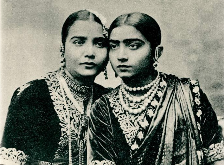 Indian Singer Gauhar Jaan Story; Songs Fees And Jewellery Collection ...