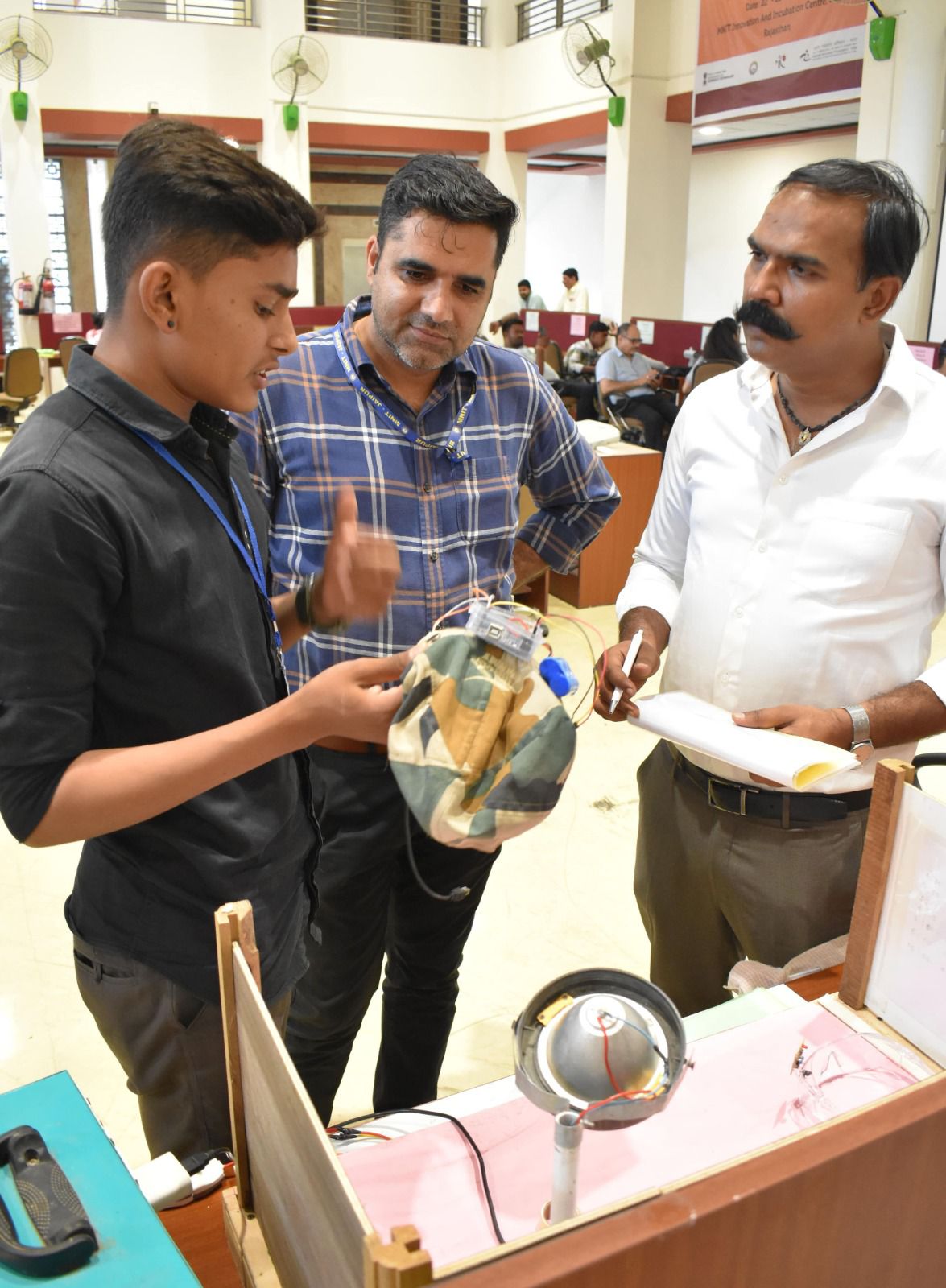 Students aged 10-15 studying in class 6 to 10 participated | MNIT जयपुर ...