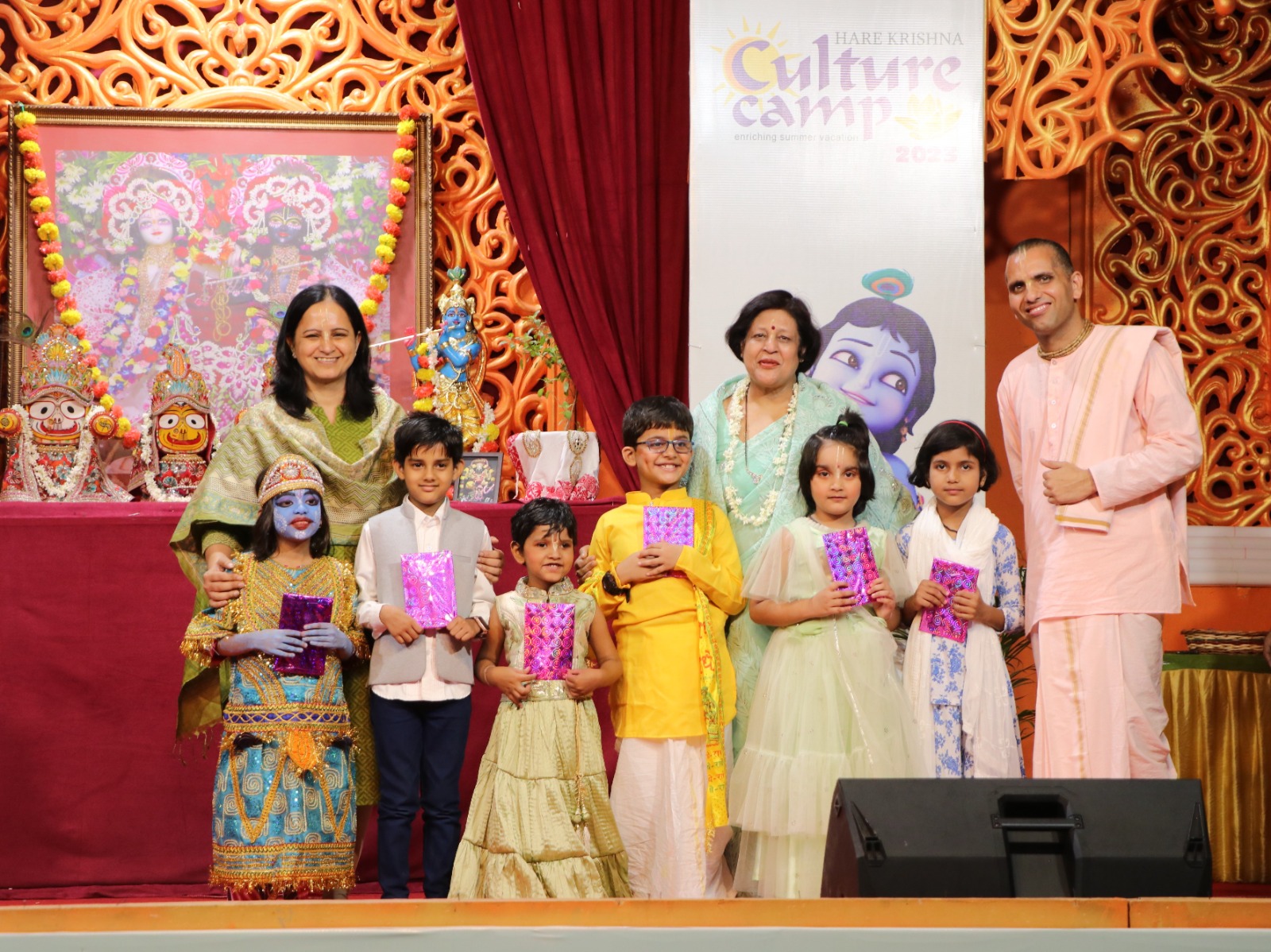 Bhagavad Gita, Shloka Vachan, Bhajan and Sankirtan, Palki Utsav, Narasimha Aarti gathered a lot ...