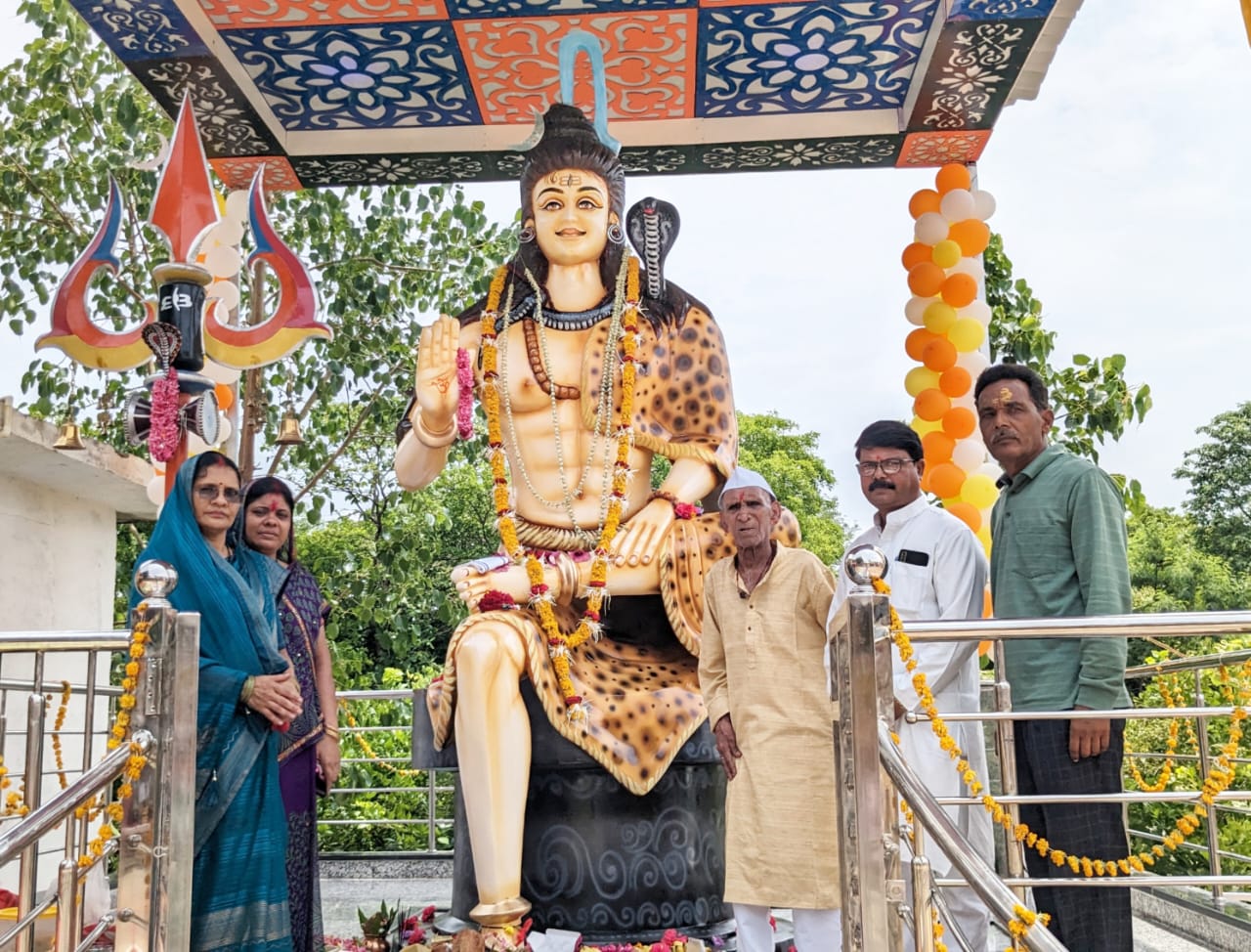 13 feet tall Shiva statue unveiled in Mokshadham