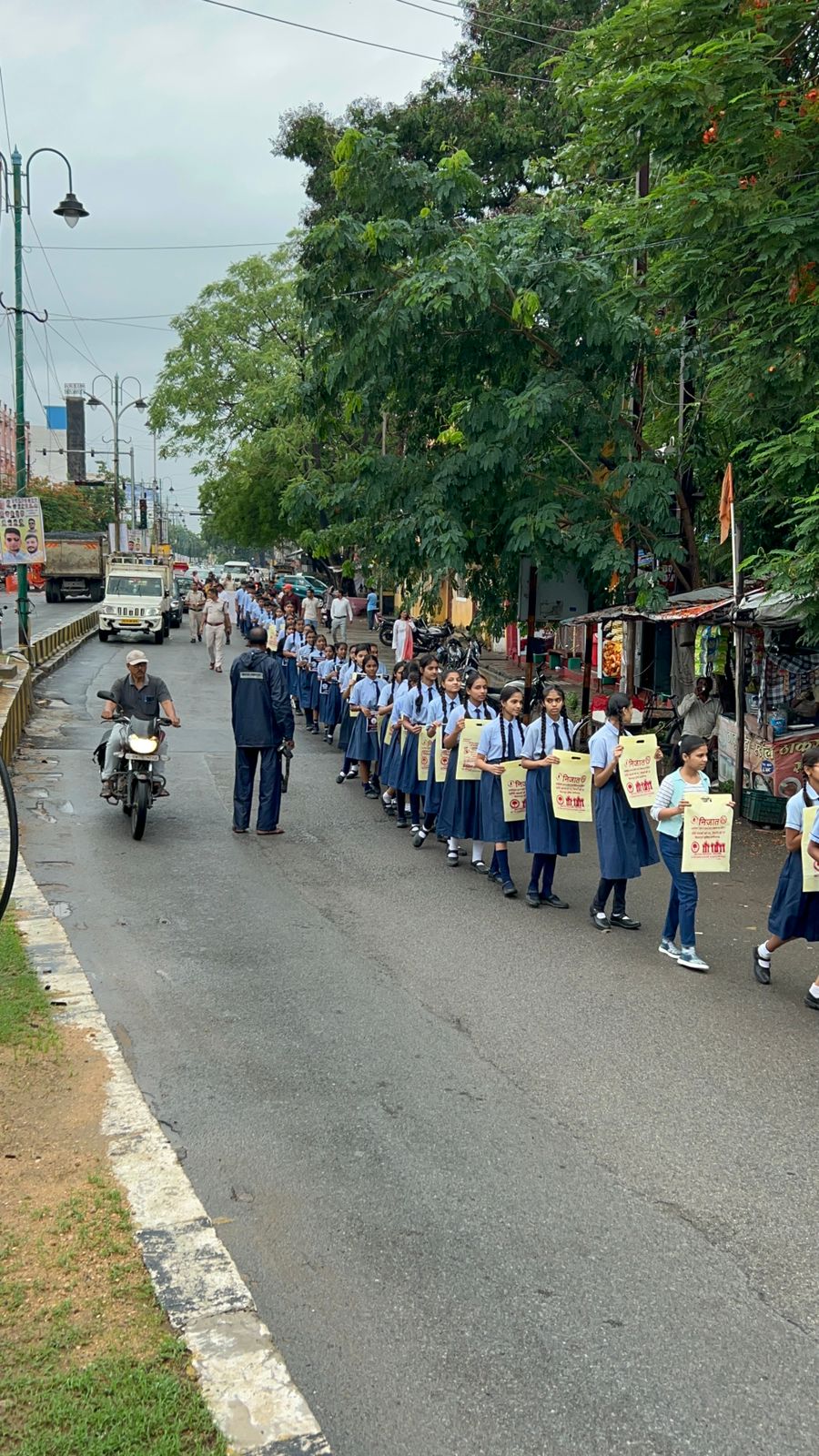 Human chain, rally, painting and street-play made against drugs told ...