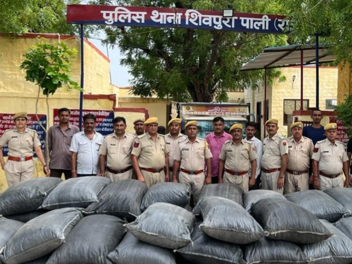 Firing between police and smugglers in Pali, Rajasthan, Doda poppy ...