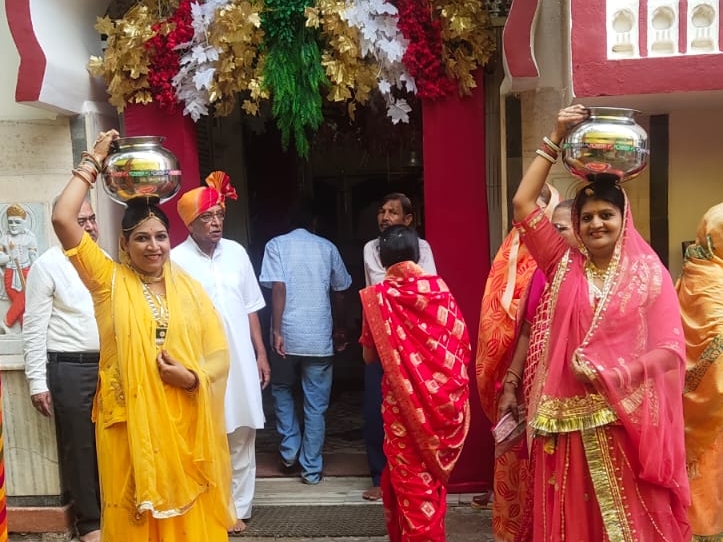 Grand welcome of Jain saints in Balaghat, religious people arrived in ...
