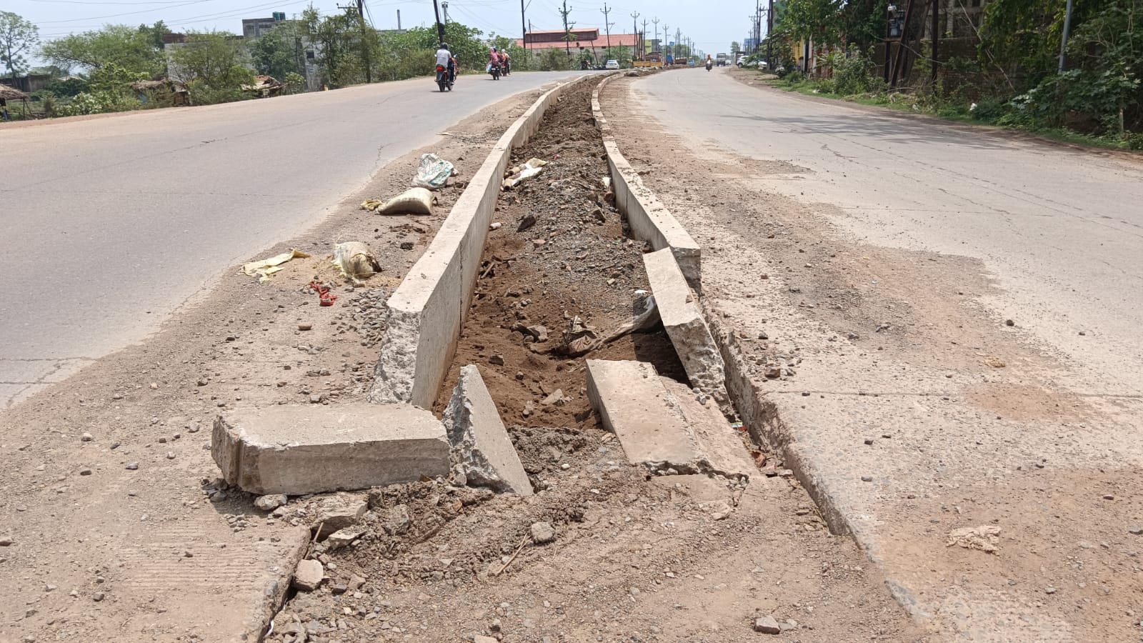 Highway built five years ago, now remembered to construct divider ...