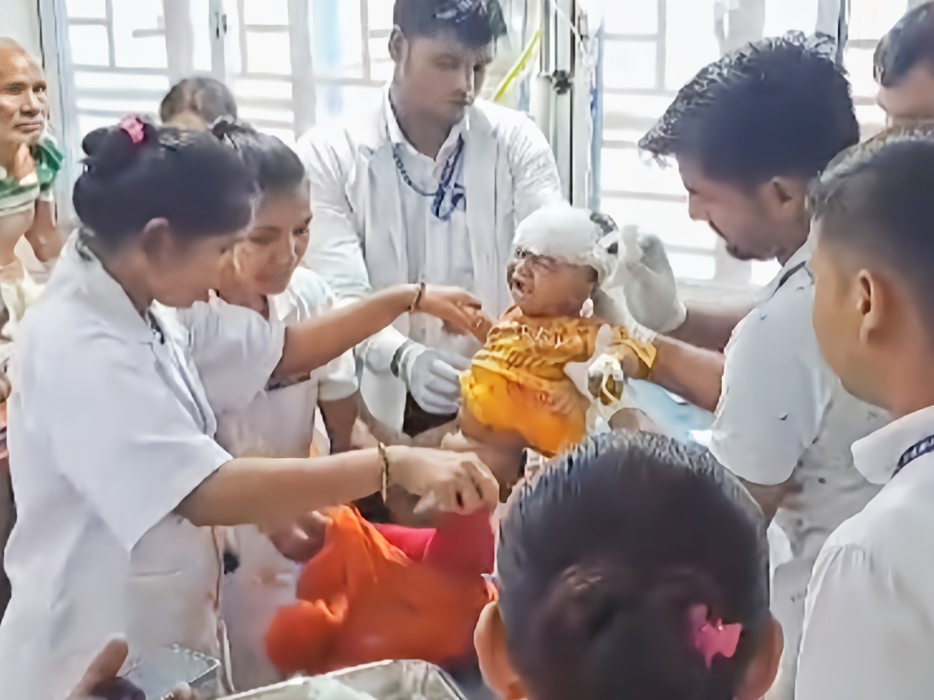 Big wound due to 8 inch attack, grandmother who reached to save was ...