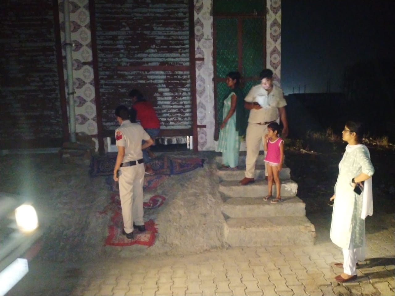 Prostitution in Jind, 2 women arrested, ADGP team, New stand area | Jind Sex Worker Arrest ...