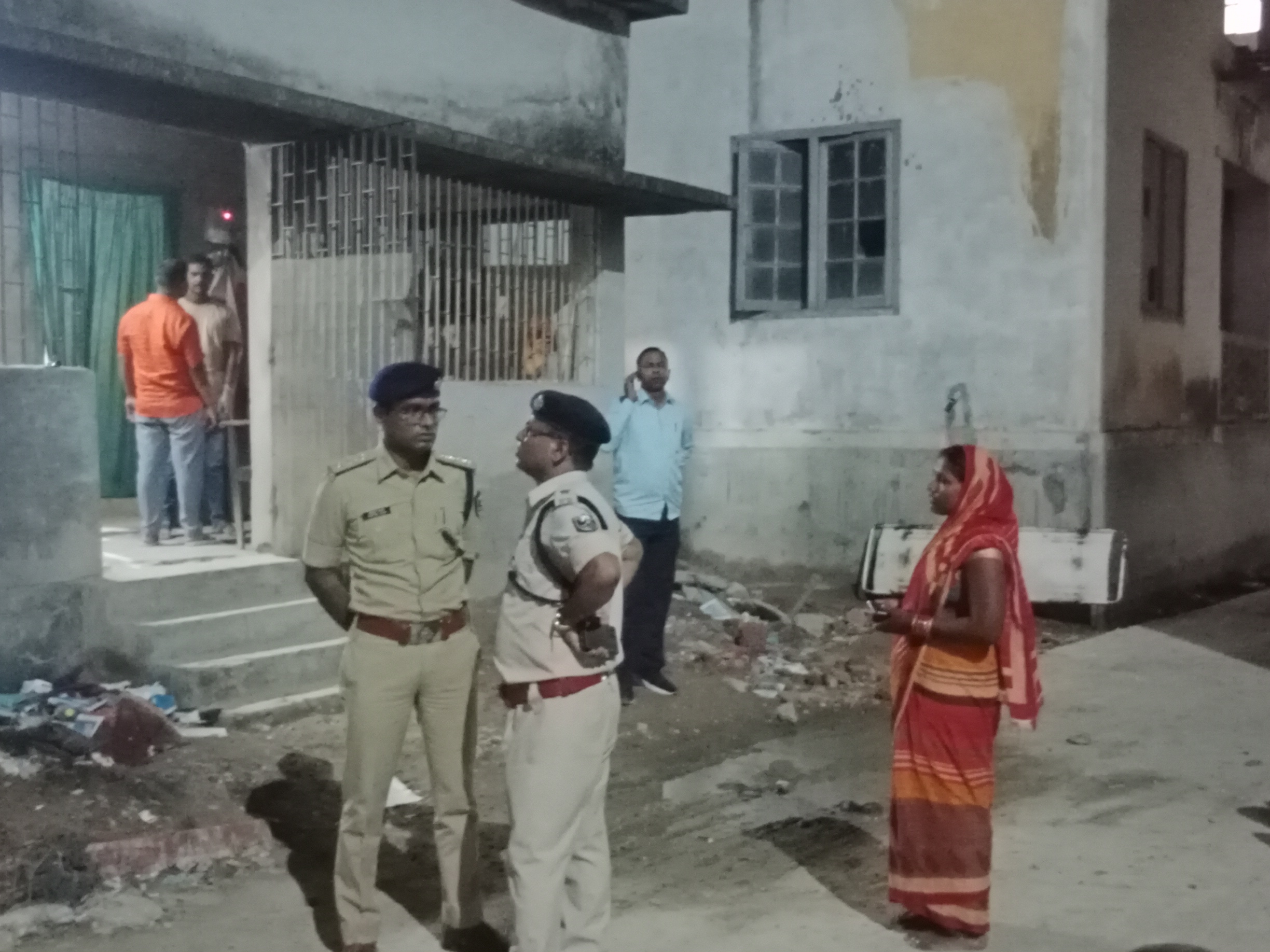 Doctors removed the bullet stuck in the head, the murder took place on ...