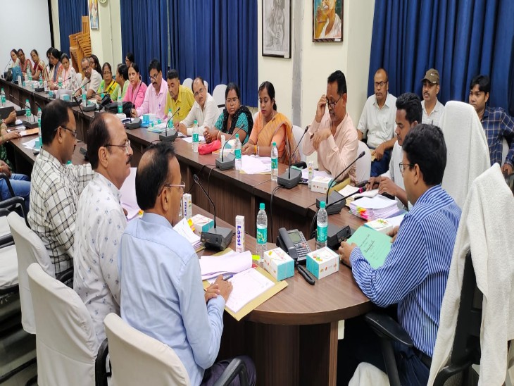 Decision taken in district level committee meeting, know in how many ...