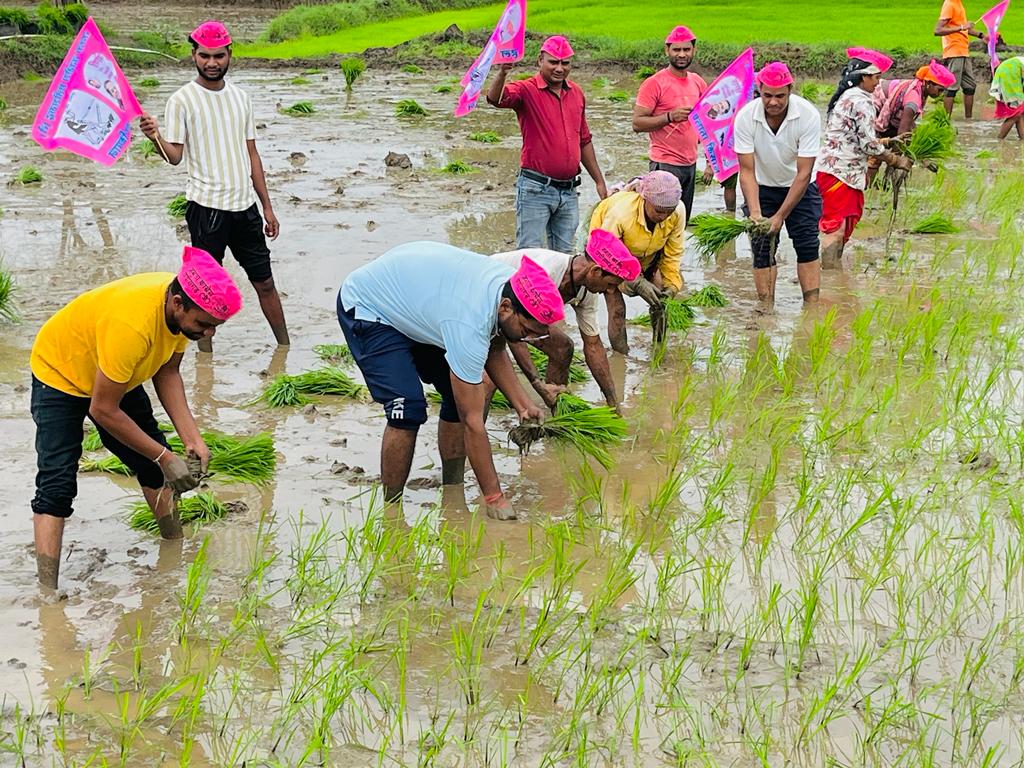 Khet Chalo Abhiyan: Work to connect farmers with Jogi Congress family ...