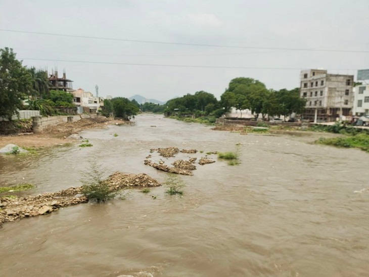 Overnight rain in Udaipur, 3 inches of rain in Gogunda, Chavand and ...