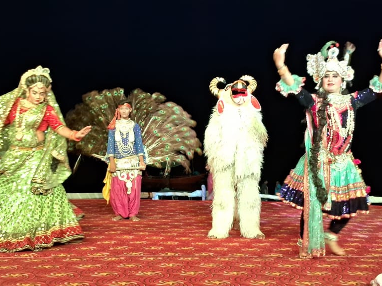 Birha-alha and peacock dance enthralled with Ganga descent drama | गंगा ...