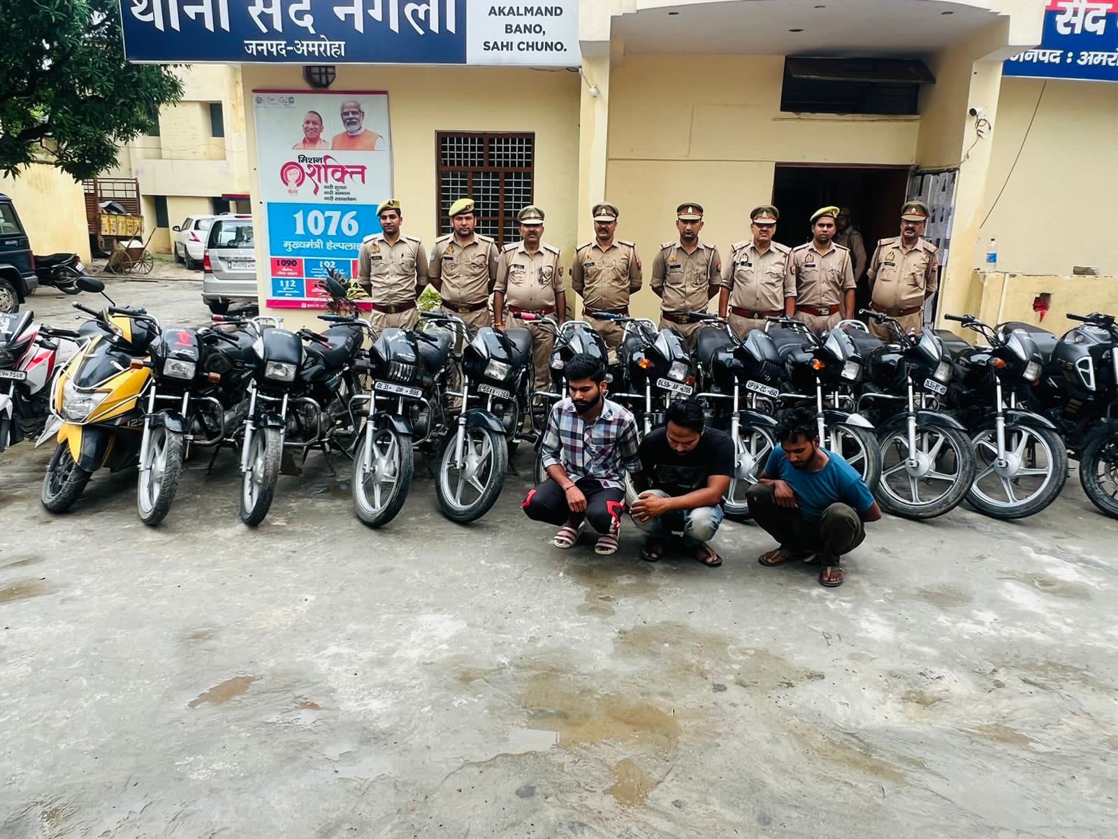 13 bikes and fake number plates recovered, used to sell vehicles by ...
