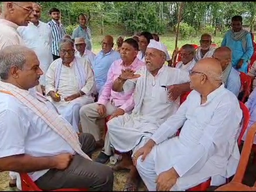Program at the mausoleum built on the banks of Anjan river in Jamui, 2 ...