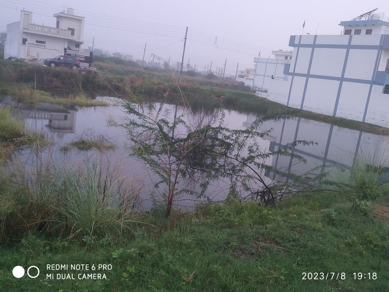 Waterlogging in Sector-9, Johad became an empty plot | सेक्टर-9 में ...