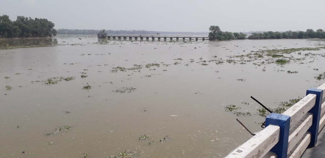 1500 cusecs of water reached Otu Head | ओटू हेड पर पहुंचा 1500 क्यूसेक ...