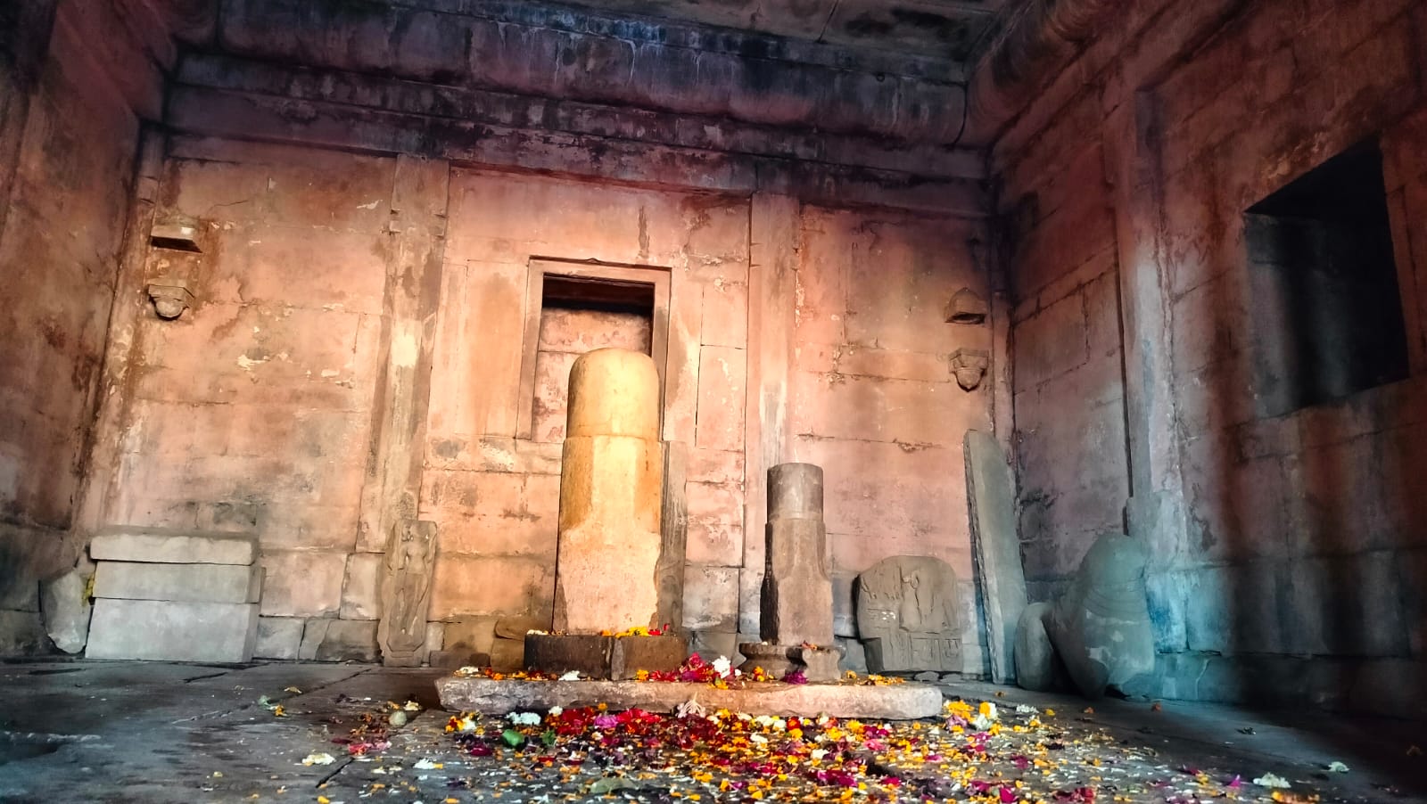 Devotees will reach Someshwar Mahadev sitting on 1100 feet high hill by ...
