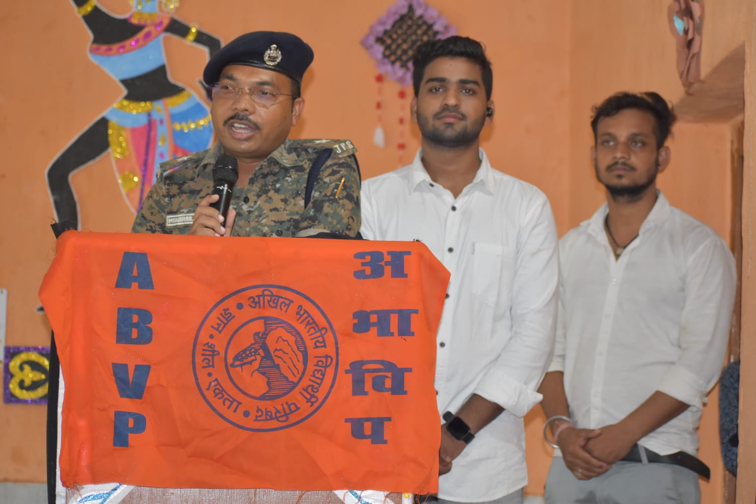 Painting competition organized among students on the foundation day of ...