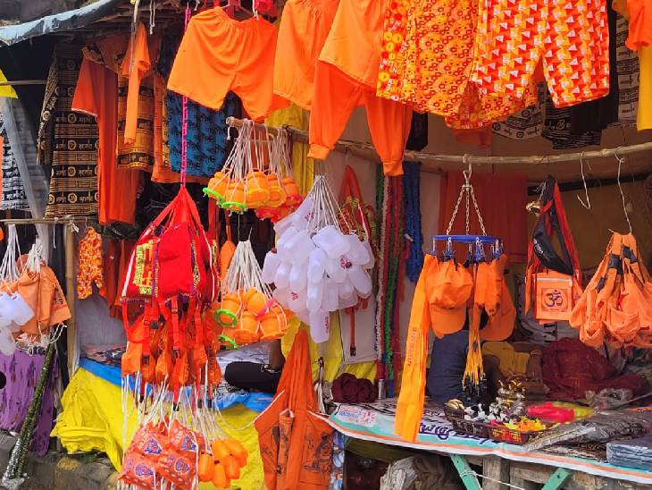 Ground report from pagodas on the first Monday of Sawan: 1 kilometer ...