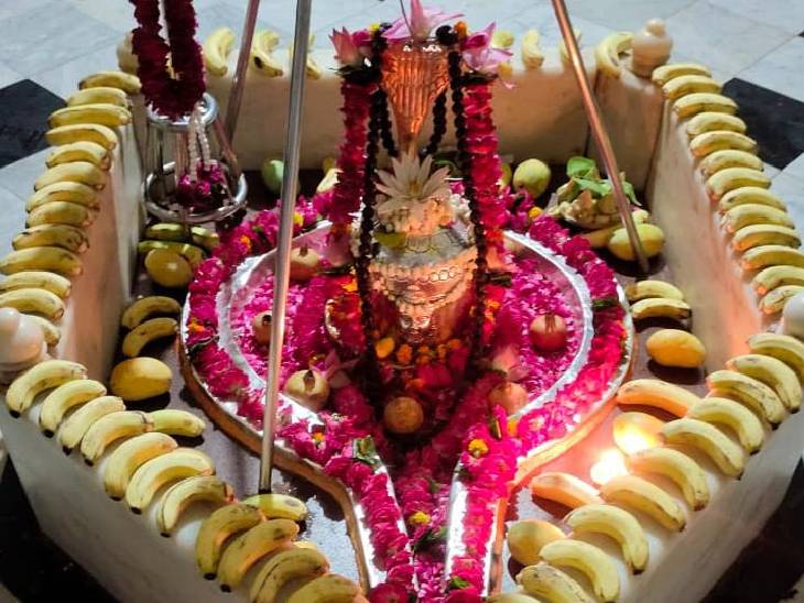 Ground report from pagodas on the first Monday of Sawan: 1 kilometer ...