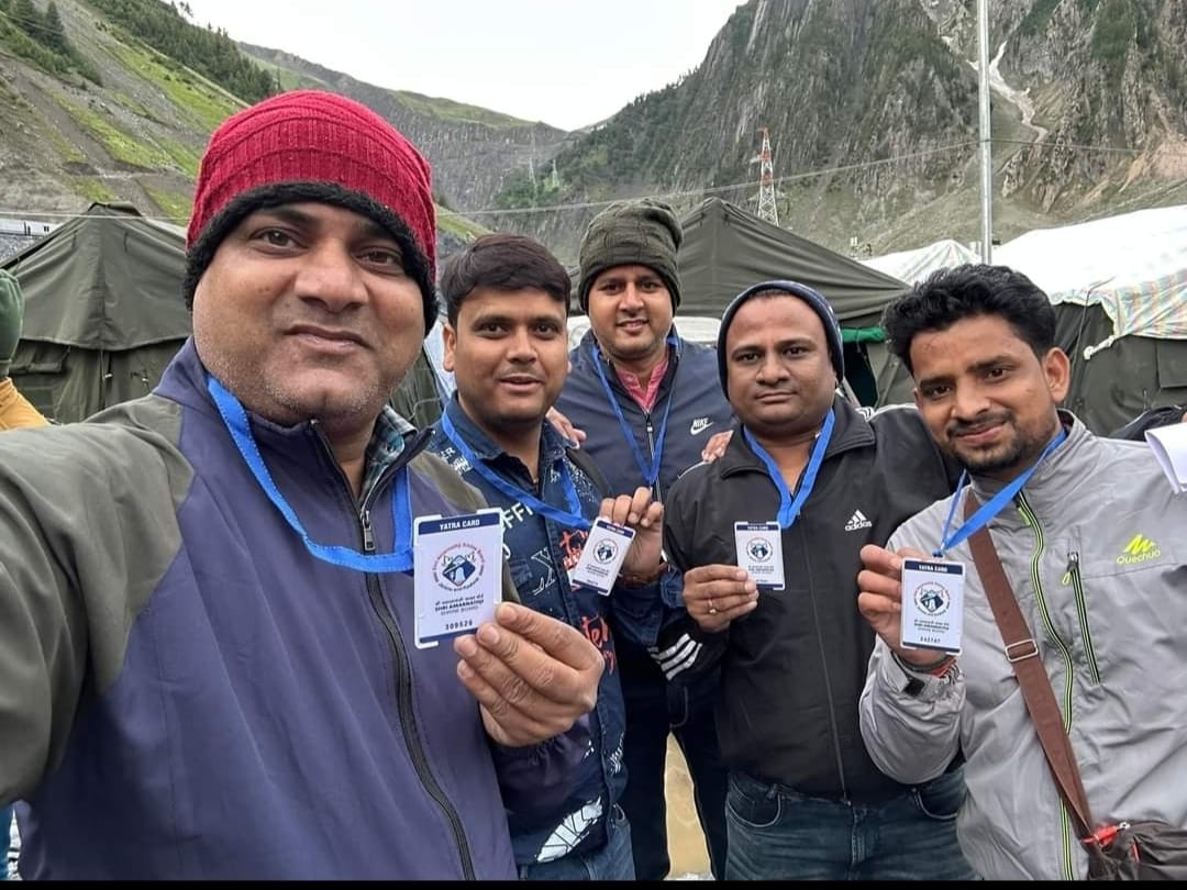 2 teams stayed at Baltal while one team stayed at Sarchu border ...