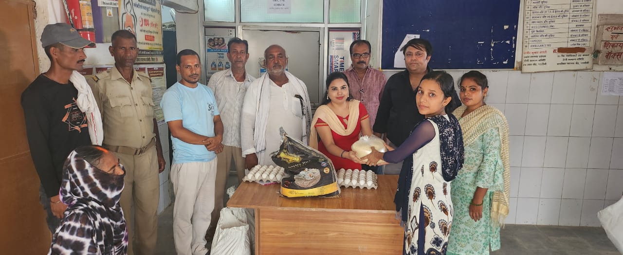 In Parsauni, four workers of PHC adopted four TB patients, were given ...