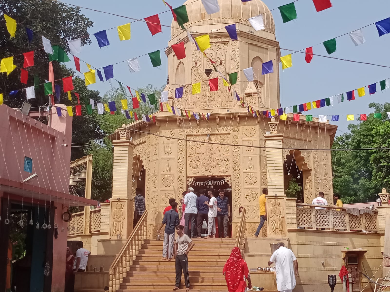 Devotees gathered in Shiva temples on Shravani Shivratri, Rudrabhishek ...