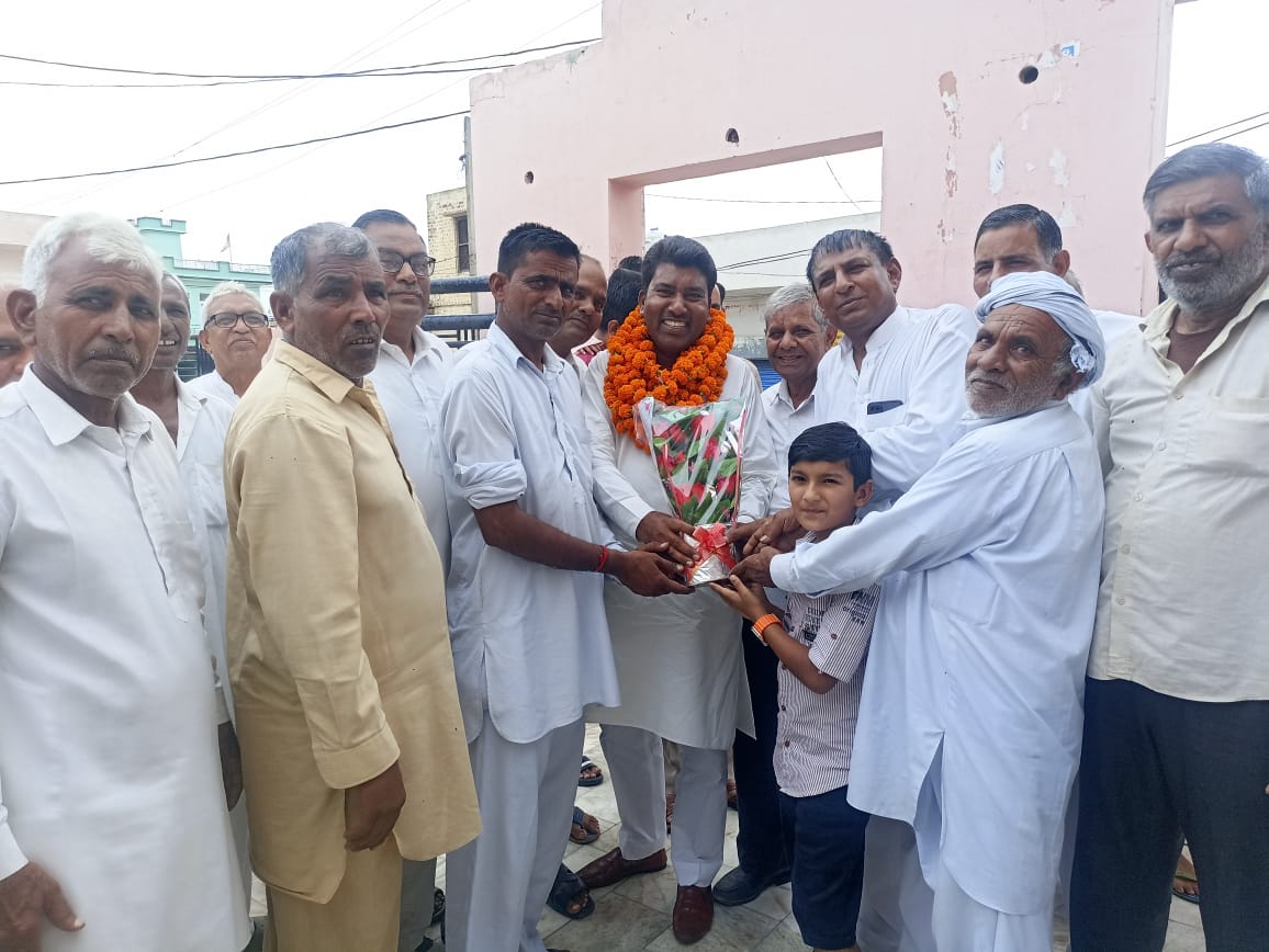 Civil felicitation of newly appointed chairman of Mati Kala Board