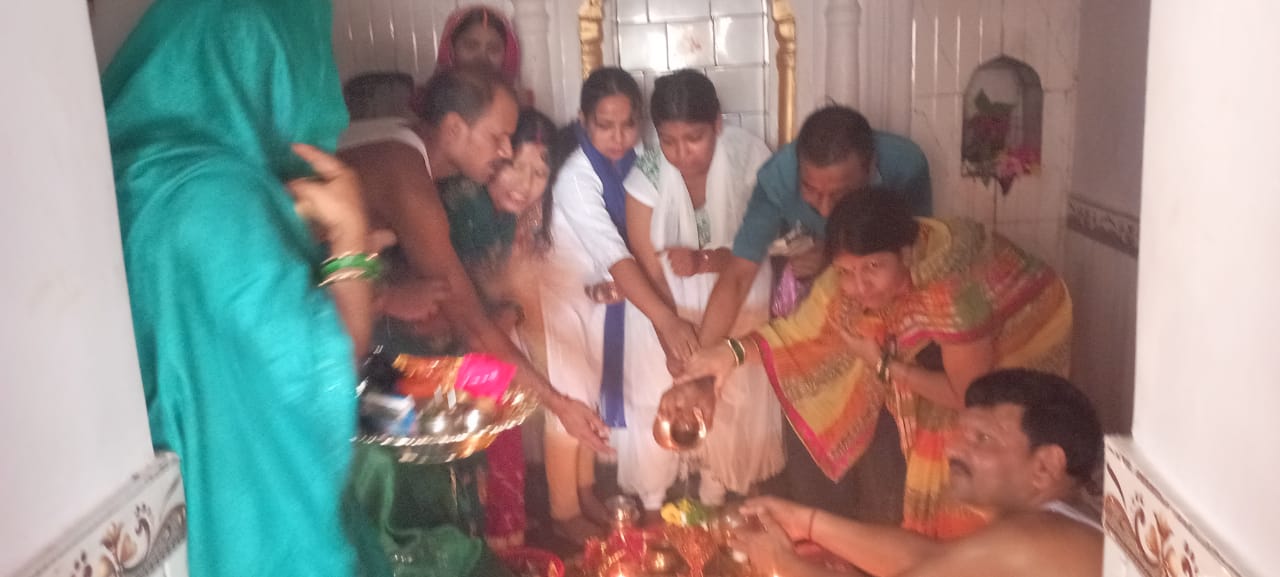 Devotees thronged Pathaldas, Kathoutia, Harlal and Heru Shiva temples ...